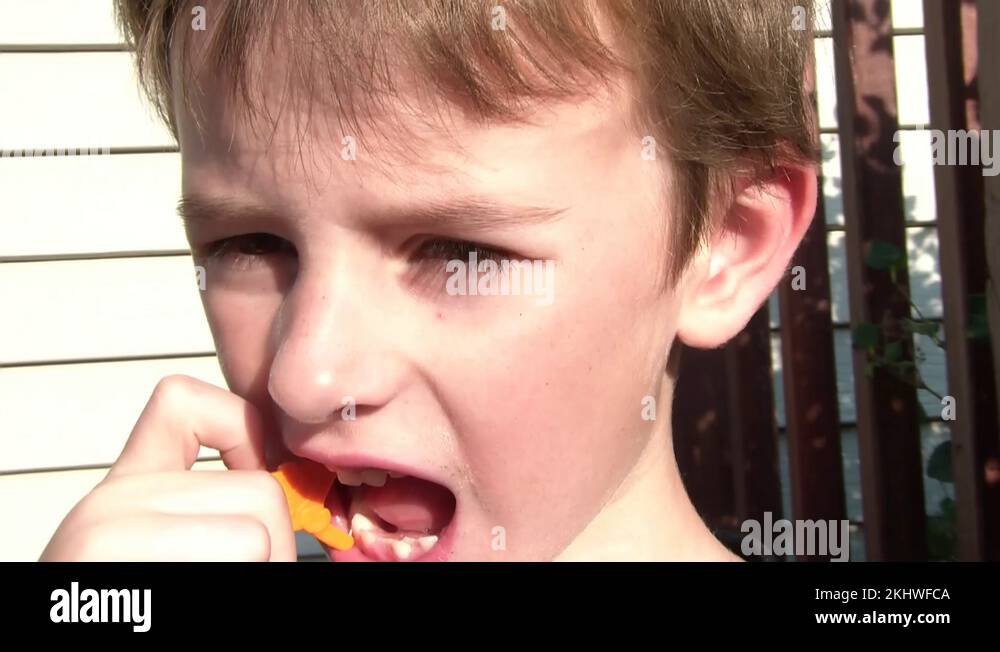 Boy flossing teeth Stock Videos & Footage - HD and 4K Video Clips - Alamy