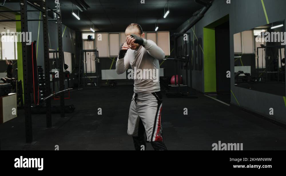 Muscular movements Stock Videos & Footage - HD and 4K Video Clips - Alamy