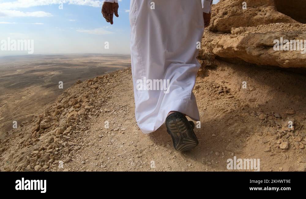 Saudi tour Stock Videos & Footage - HD and 4K Video Clips - Alamy