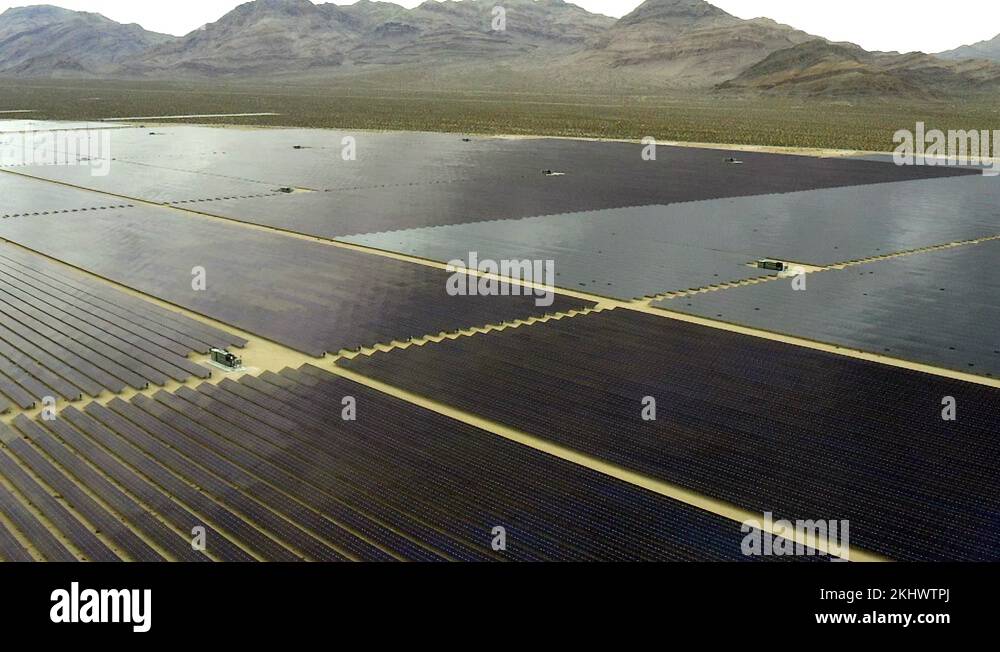 Mojave desert solar heliostat Stock Videos & Footage - HD and 4K Video ...