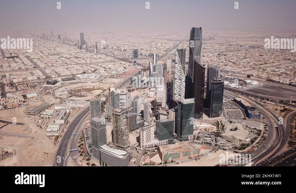 Riyadh skyscraper Stock Videos & Footage - HD and 4K Video Clips - Alamy