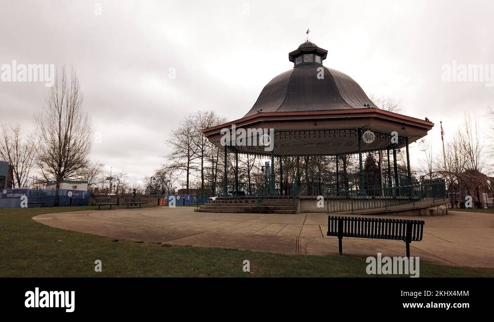 Bandstand memorial Stock Videos & Footage - HD and 4K Video Clips - Alamy