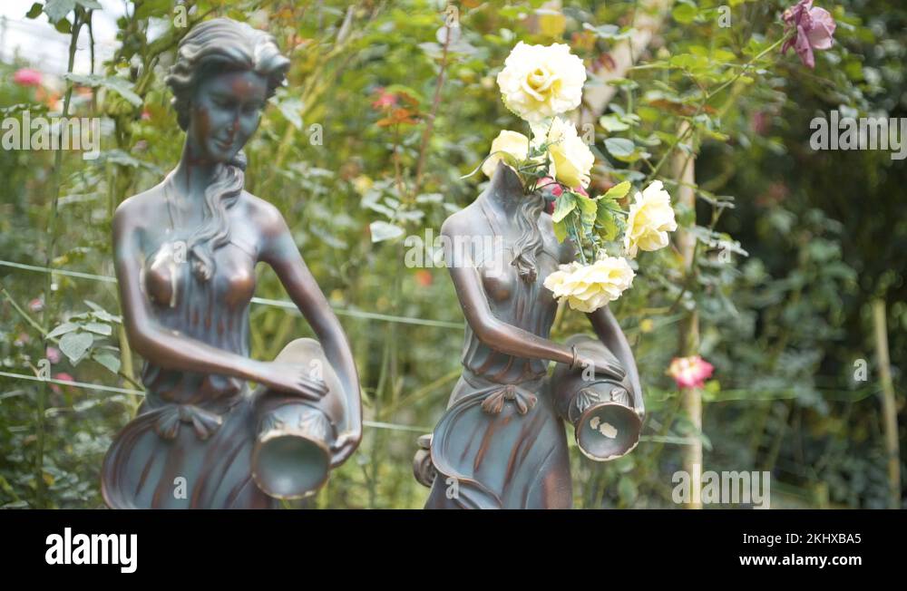 Green copper statues Stock Videos & Footage - HD and 4K Video Clips - Alamy