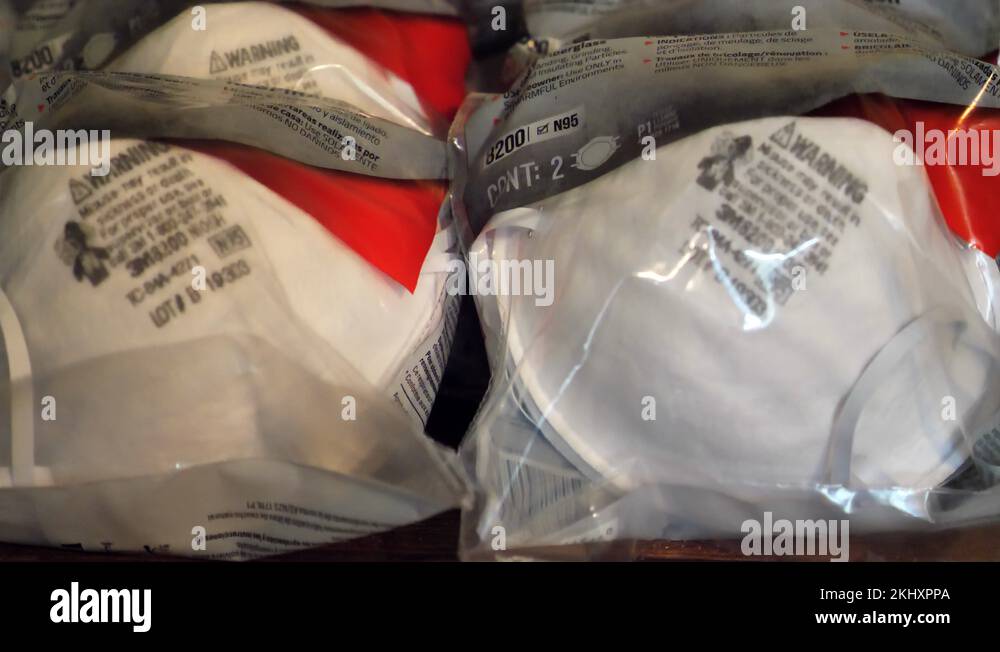 N95 respirator mask Stock Videos & Footage - HD and 4K Video Clips - Alamy