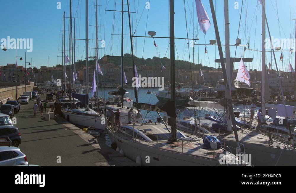 Busy port boats Stock Videos & Footage - HD and 4K Video Clips - Alamy
