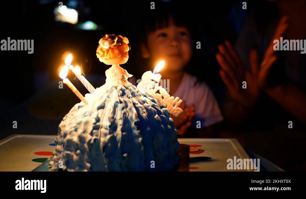 Birth day cake Stock Videos & Footage - HD and 4K Video Clips - Alamy