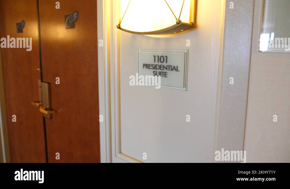 Luxury hotel suite room access Stock Videos & Footage - HD and 4K Video ...
