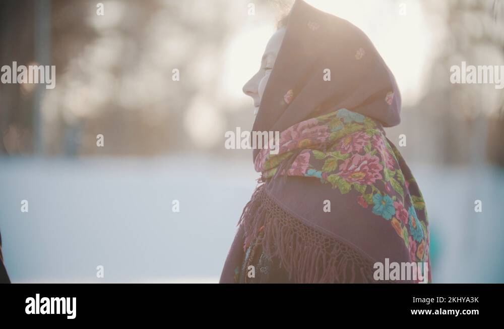 Russian folklore - funny russian people in traditional costumes are ...