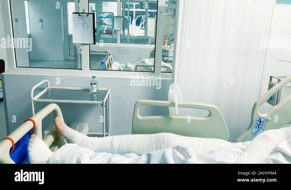 Burn unit hospital Stock Videos & Footage - HD and 4K Video Clips - Alamy