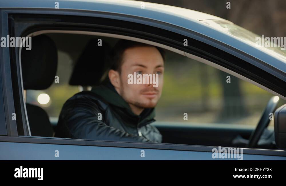 Driver waving Stock Videos & Footage - HD and 4K Video Clips - Alamy