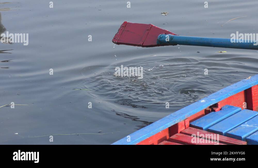 Red and blue sail Stock Videos & Footage - HD and 4K Video Clips - Alamy