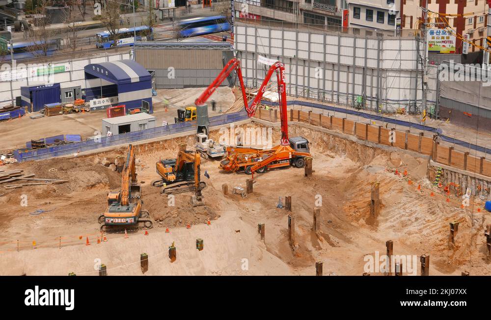 Boom test Stock Videos & Footage - HD and 4K Video Clips - Alamy