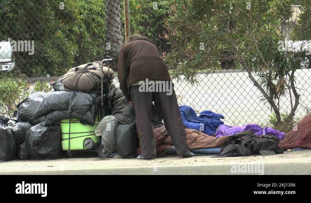 Homeless women Stock Videos & Footage - HD and 4K Video Clips - Alamy