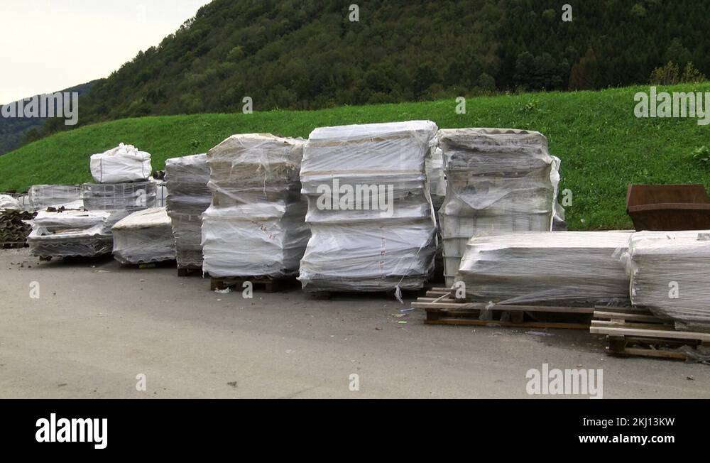 Asbestos waste Stock Videos & Footage - HD and 4K Video Clips - Alamy