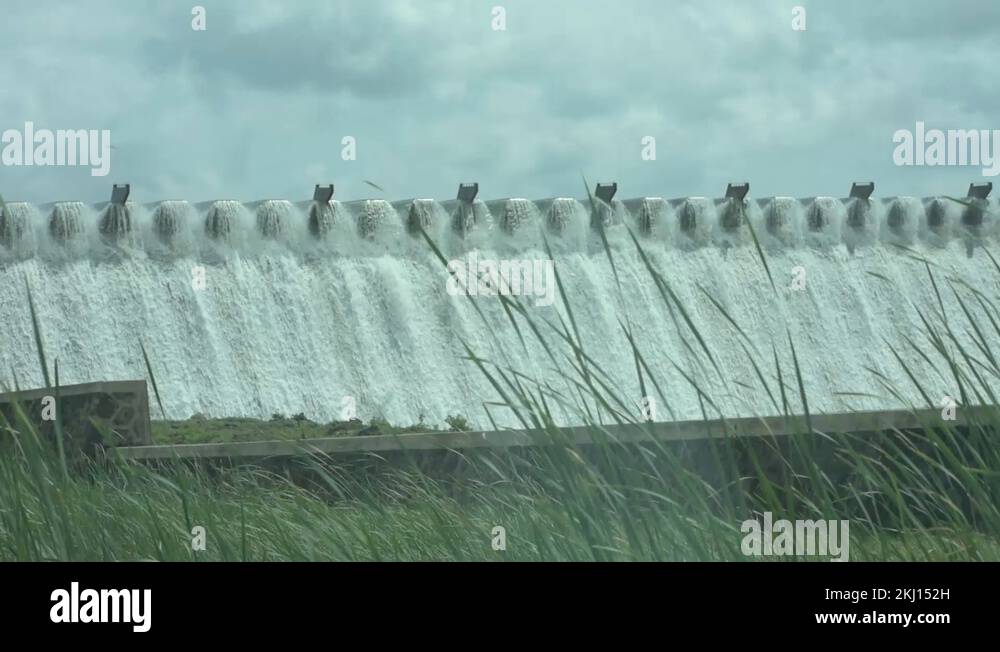 Dam With Floodgate Dam With Water Overflow Stock Video Footage Alamy