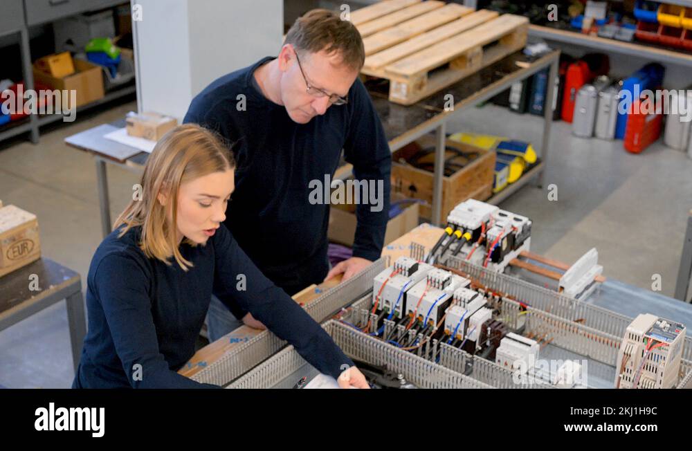 Circuit plan Stock Videos & Footage - HD and 4K Video Clips - Alamy