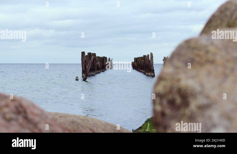 Jetty in water Stock Videos & Footage - HD and 4K Video Clips - Alamy