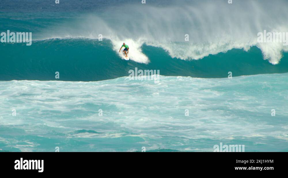 Wave surfer tube Stock Videos & Footage - HD and 4K Video Clips - Alamy