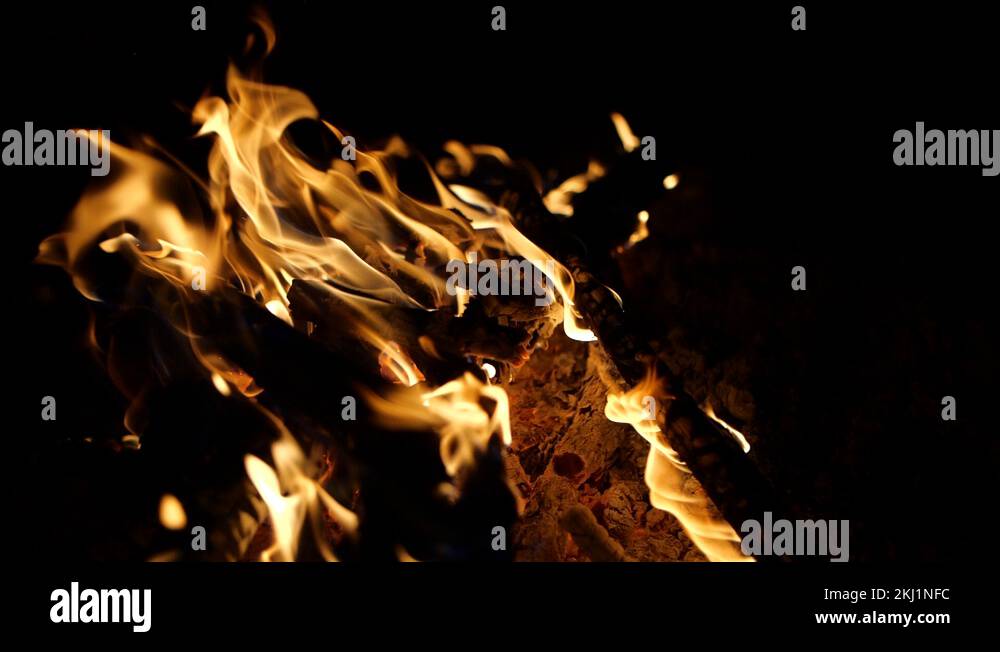 Burned log Stock Videos & Footage - HD and 4K Video Clips - Alamy