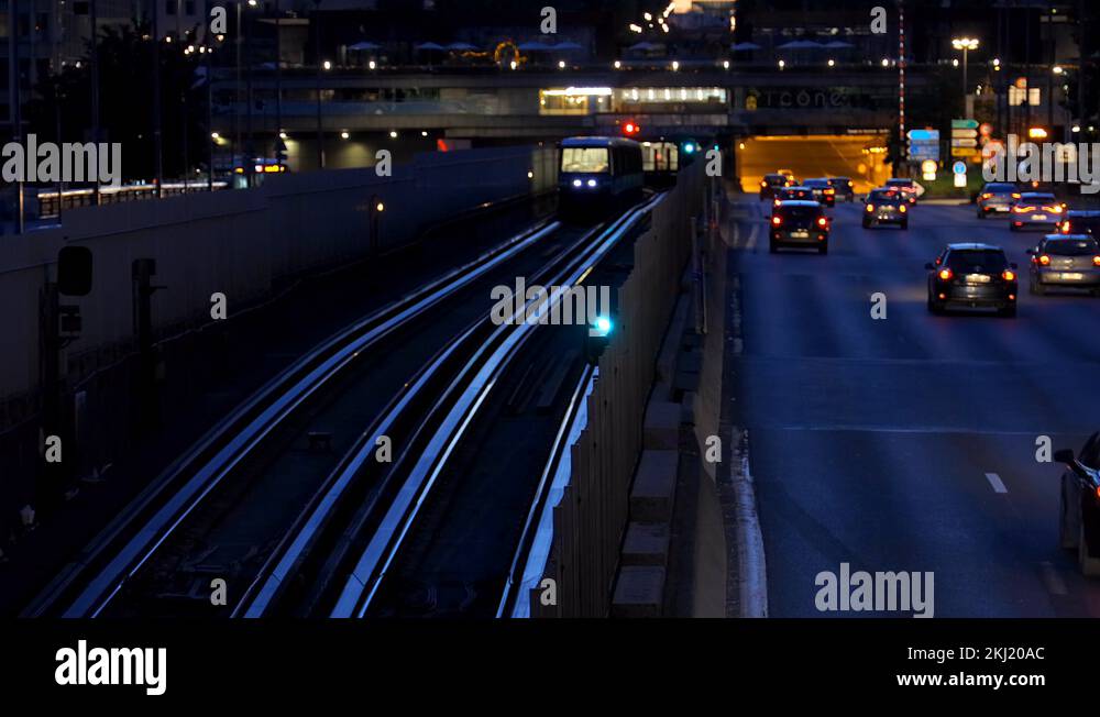 Ratp train platform Stock Videos & Footage - HD and 4K Video Clips - Alamy