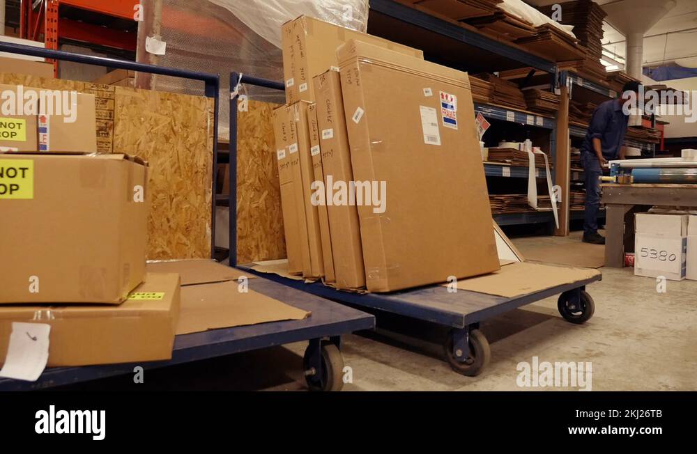 Pallet distribution Stock Videos & Footage - HD and 4K Video Clips - Alamy