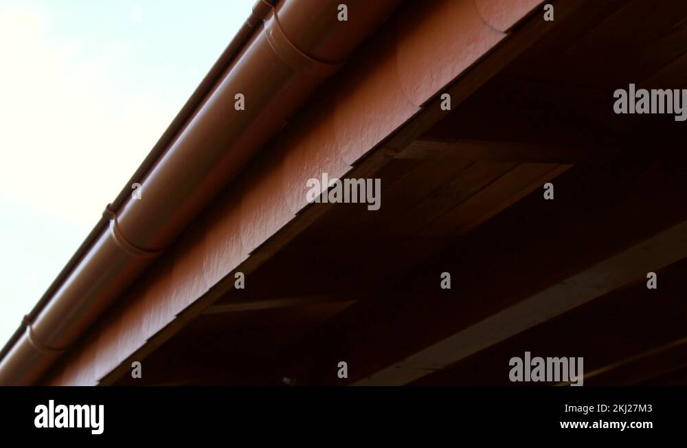 Gutter guttering Stock Videos & Footage - HD and 4K Video Clips - Alamy
