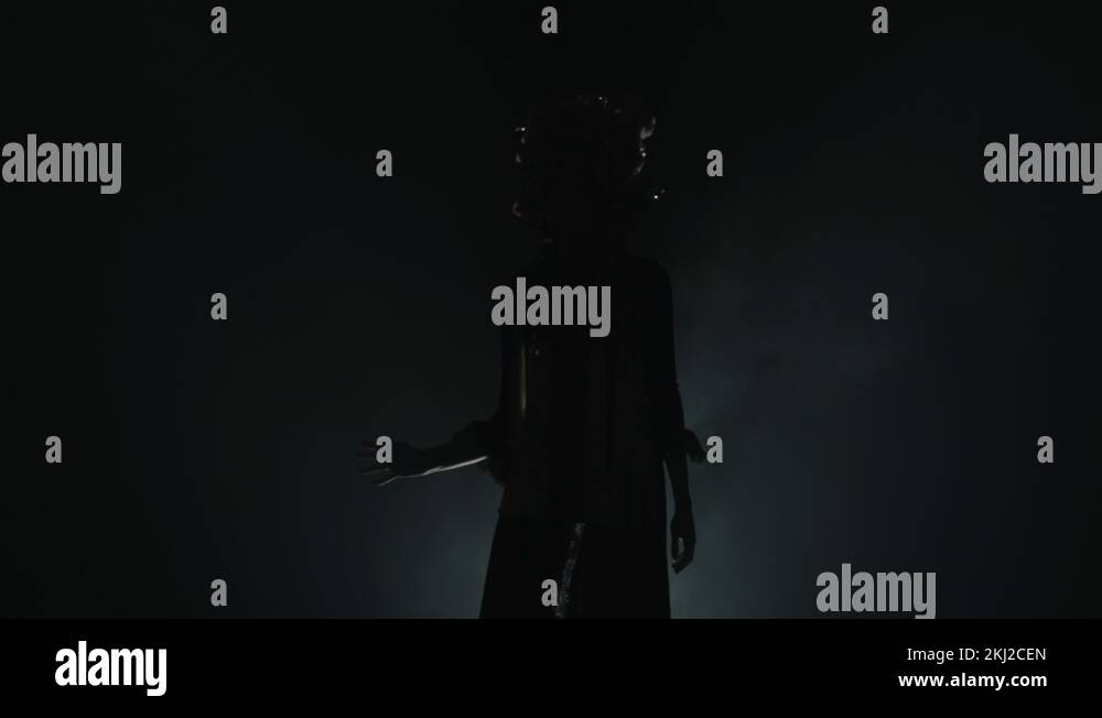 Slow dancing Stock Videos & Footage - HD and 4K Video Clips - Alamy