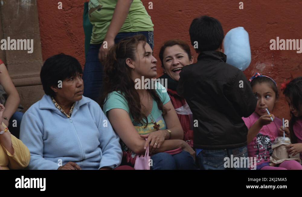 Mexican parade children Stock Videos & Footage - HD and 4K Video Clips ...