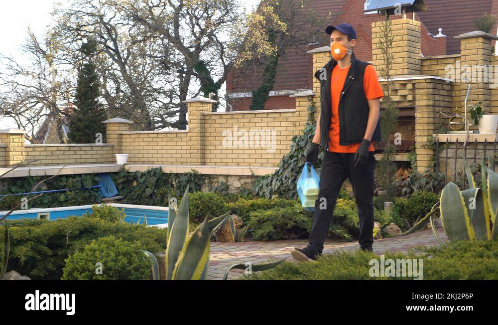 Grocery delivery door Stock Videos & Footage - HD and 4K Video Clips ...