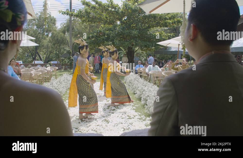 Thai bride and groom Stock Videos & Footage - HD and 4K Video Clips - Alamy