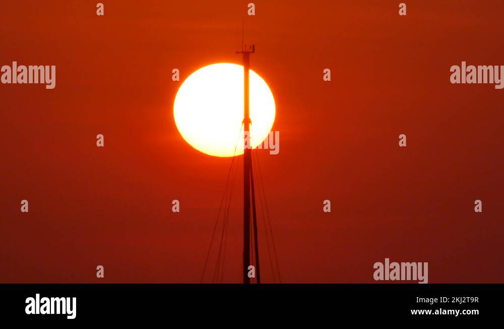 Lightning rod ship Stock Videos & Footage - HD and 4K Video Clips - Alamy