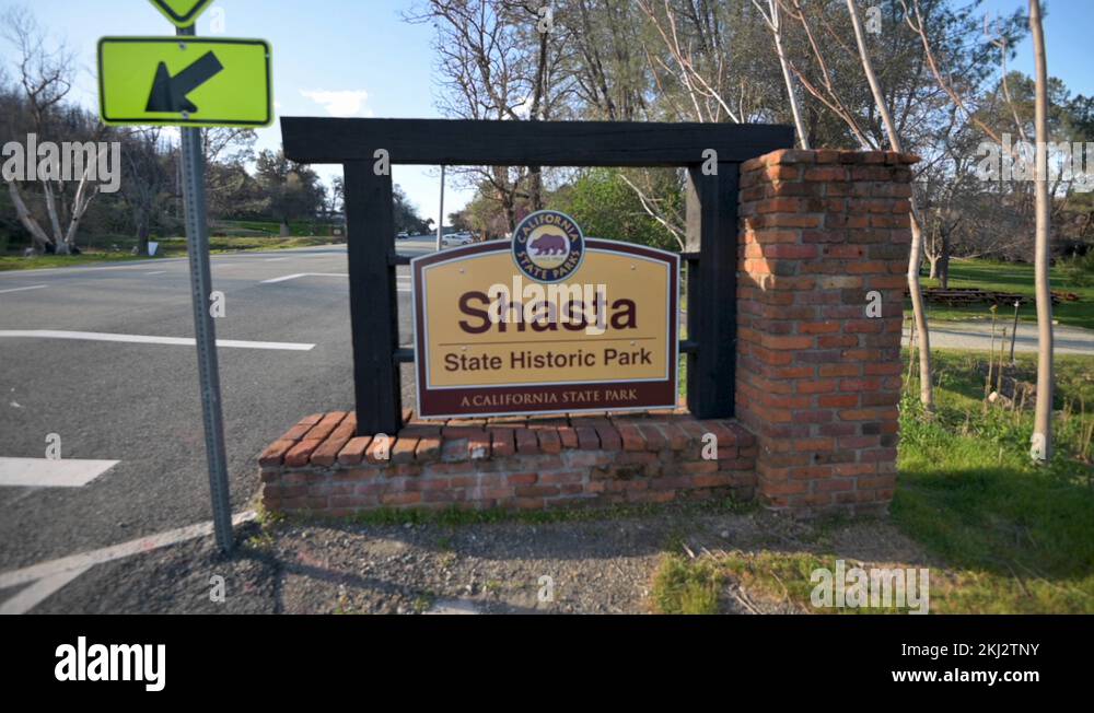 State park signage Stock Videos & Footage - HD and 4K Video Clips - Alamy