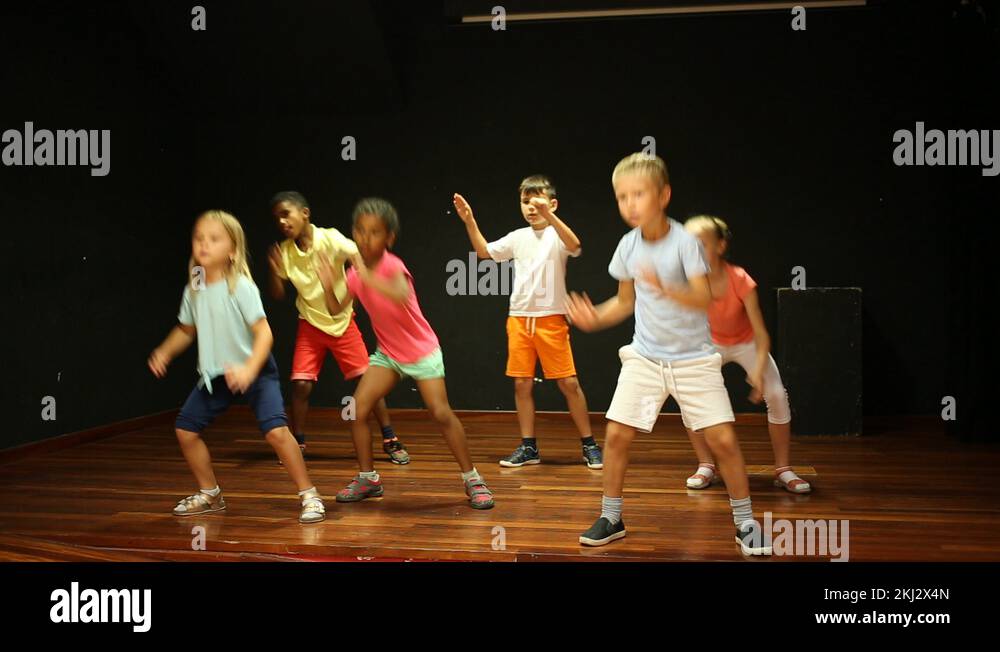 Contemporary dance children class Stock Videos & Footage - HD and 4K ...