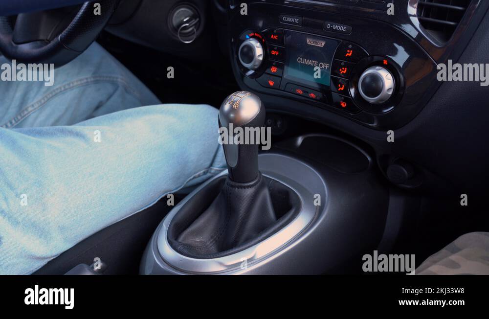 3 speed gearbox Stock Videos & Footage - HD and 4K Video Clips - Alamy