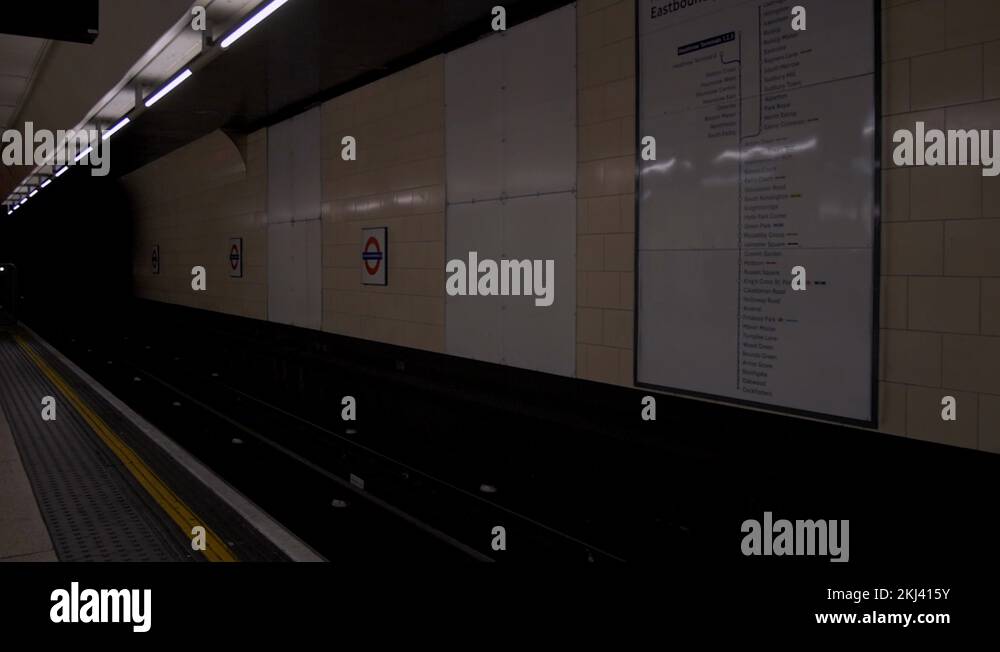 Incoming subway Stock Videos & Footage - HD and 4K Video Clips - Alamy