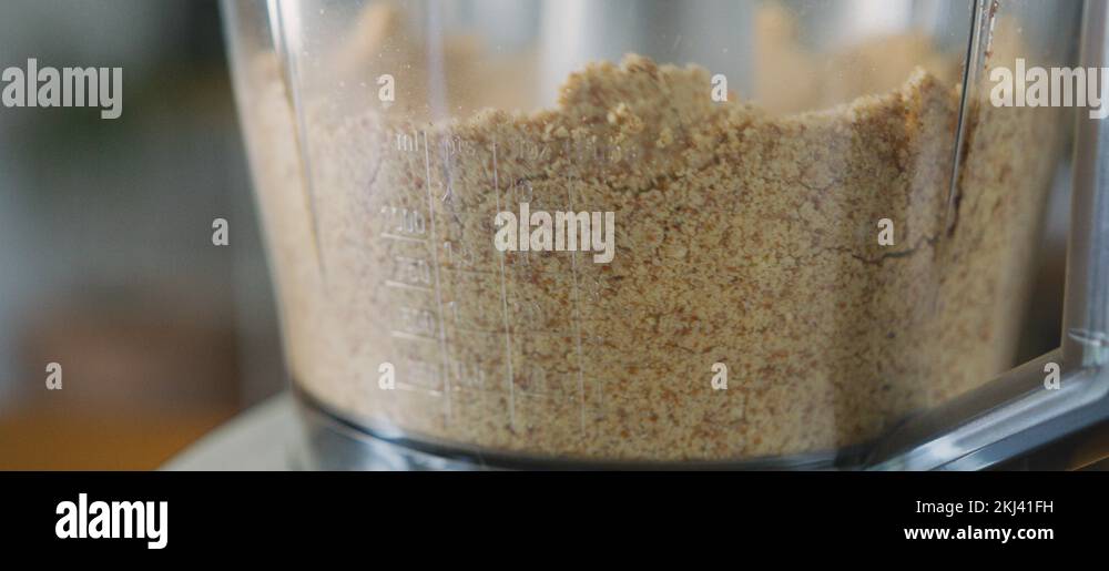 5K Cinemascope - Almonds turning creamy in food processor (Sequence ...