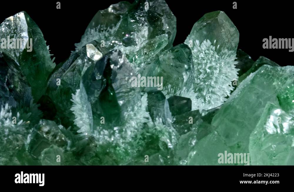 Emerald rock Stock Videos & Footage - HD and 4K Video Clips - Alamy
