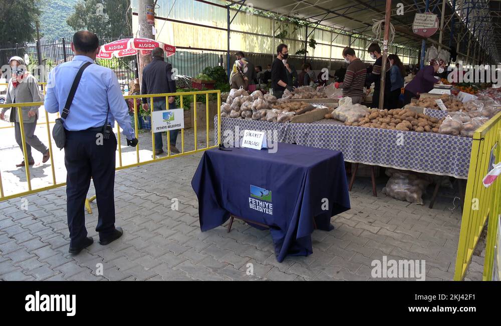 Complaint desk Stock Videos & Footage - HD and 4K Video Clips - Alamy