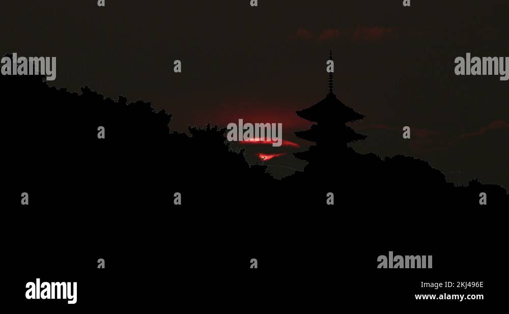 Japan Toji Kyo-o-gokokuji Temple Kyoto Skyline Silhouette Sunrise Time ...