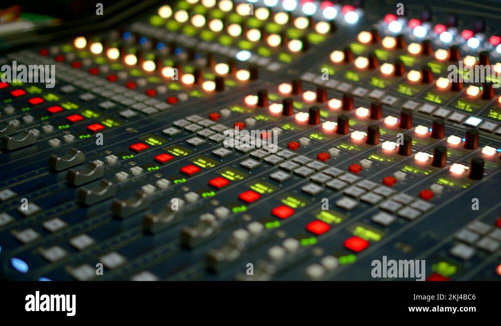 Recording console Stock Videos & Footage - HD and 4K Video Clips - Alamy