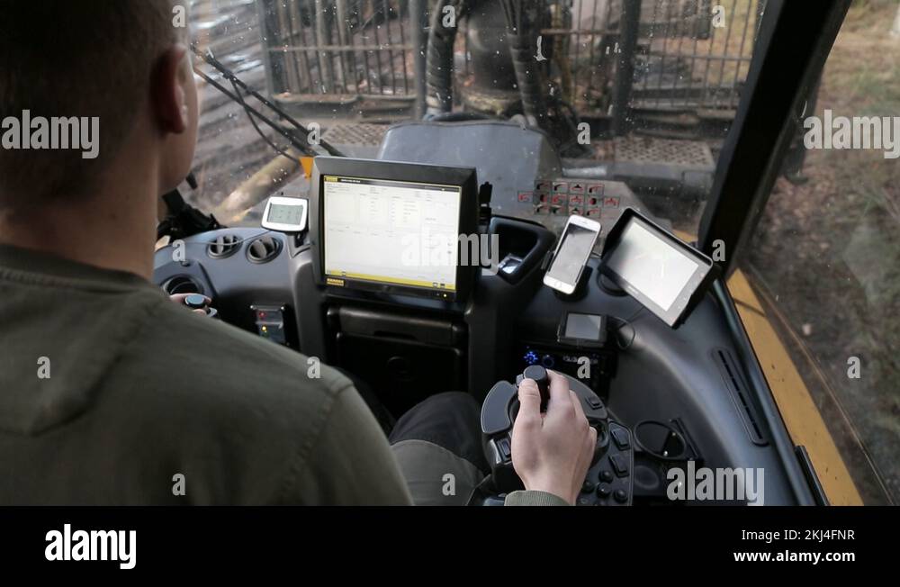 Shoulder transport Stock Videos & Footage - HD and 4K Video Clips - Alamy