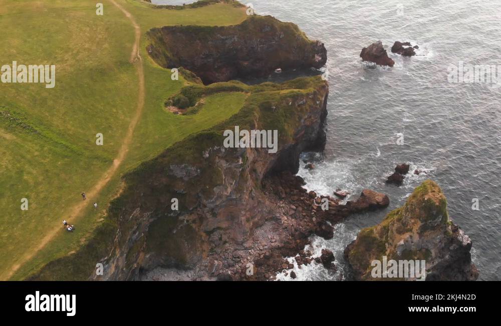 Escarpment walk Stock Videos & Footage - HD and 4K Video Clips - Alamy