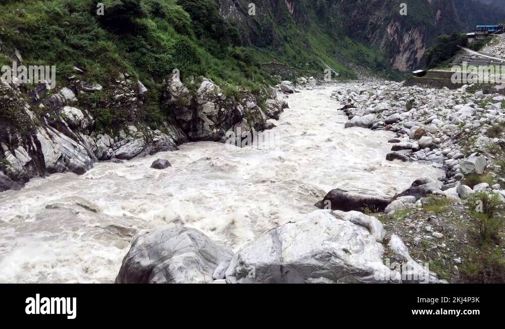 Lower himalayas Stock Videos & Footage - HD and 4K Video Clips - Alamy