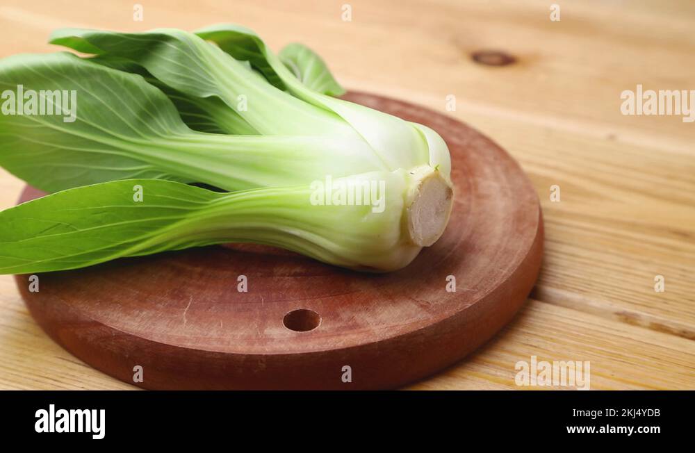 Bok choy cabbage Stock Videos & Footage - HD and 4K Video Clips - Alamy