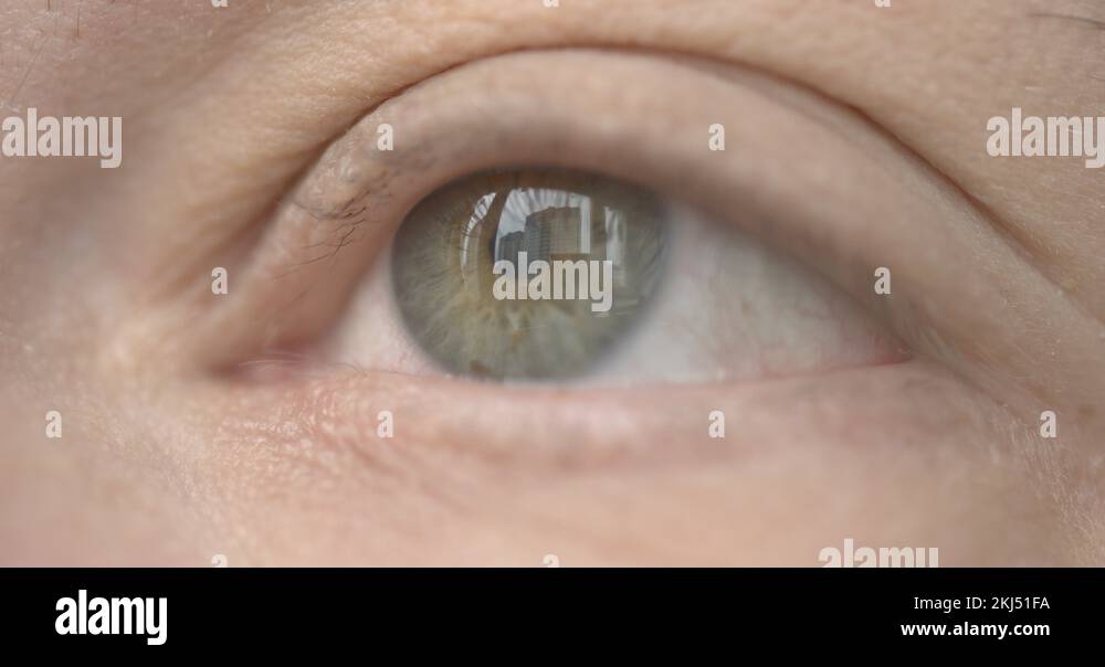 Camera red eye Stock Videos & Footage - HD and 4K Video Clips - Alamy