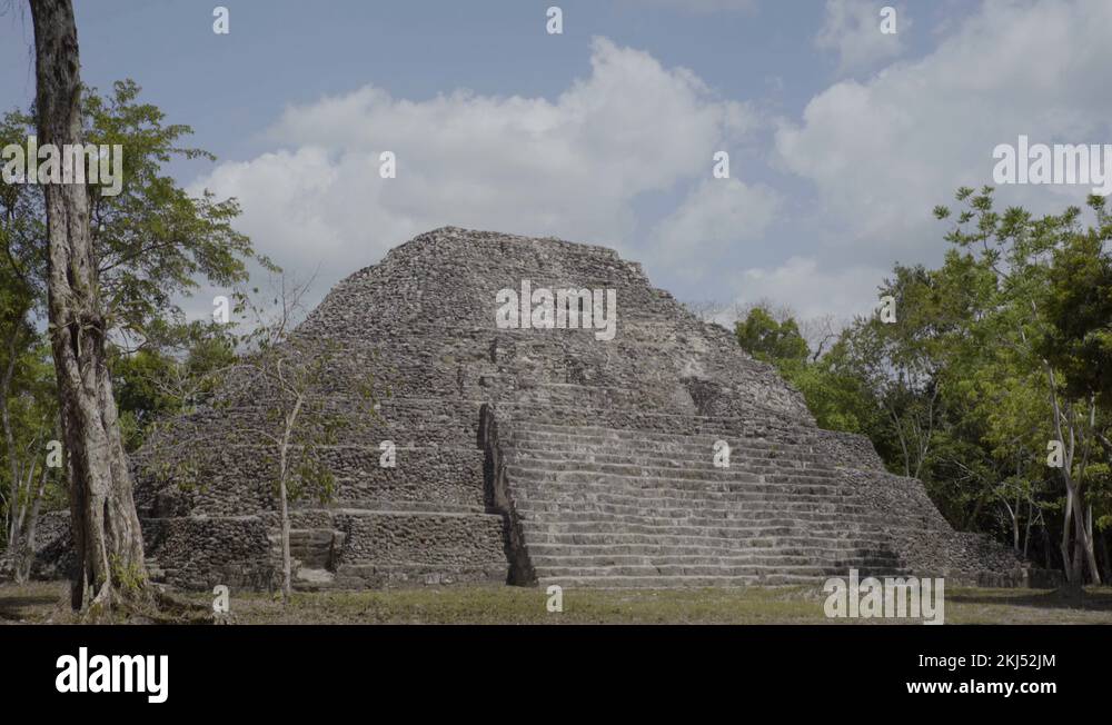 Tikal pyramid Stock Videos & Footage - HD and 4K Video Clips - Alamy