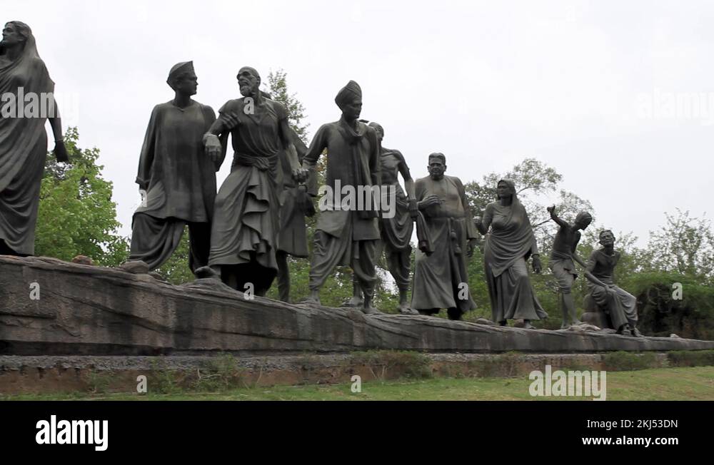 The Gandhi Dandi (Salt) Protest Walk statue in New Delhi, India Stock ...