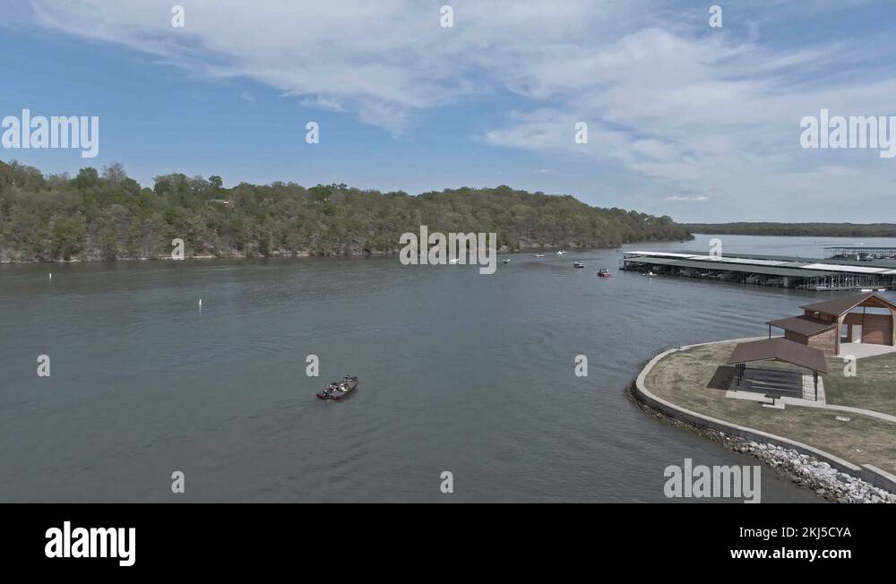Roll boats Stock Videos & Footage - HD and 4K Video Clips - Alamy