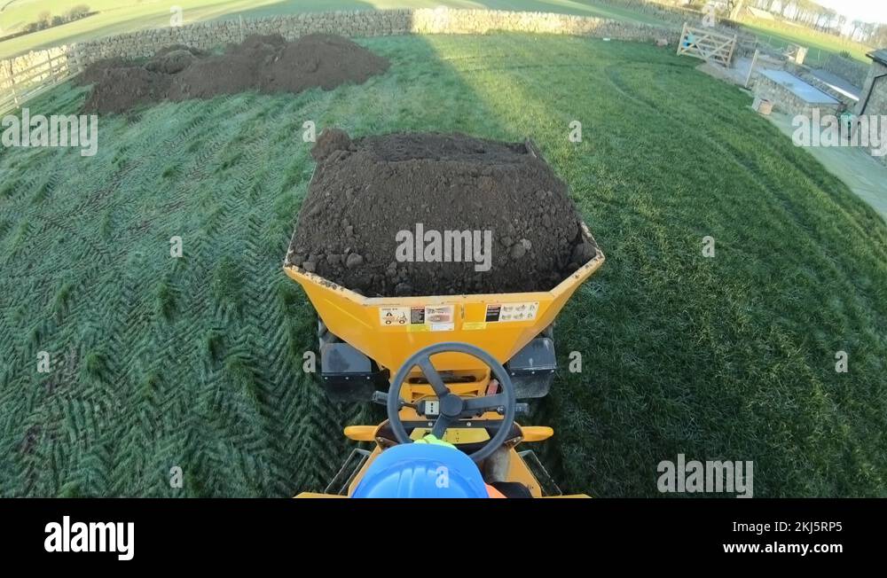 Dumper truck tipping Stock Videos & Footage - HD and 4K Video Clips - Alamy