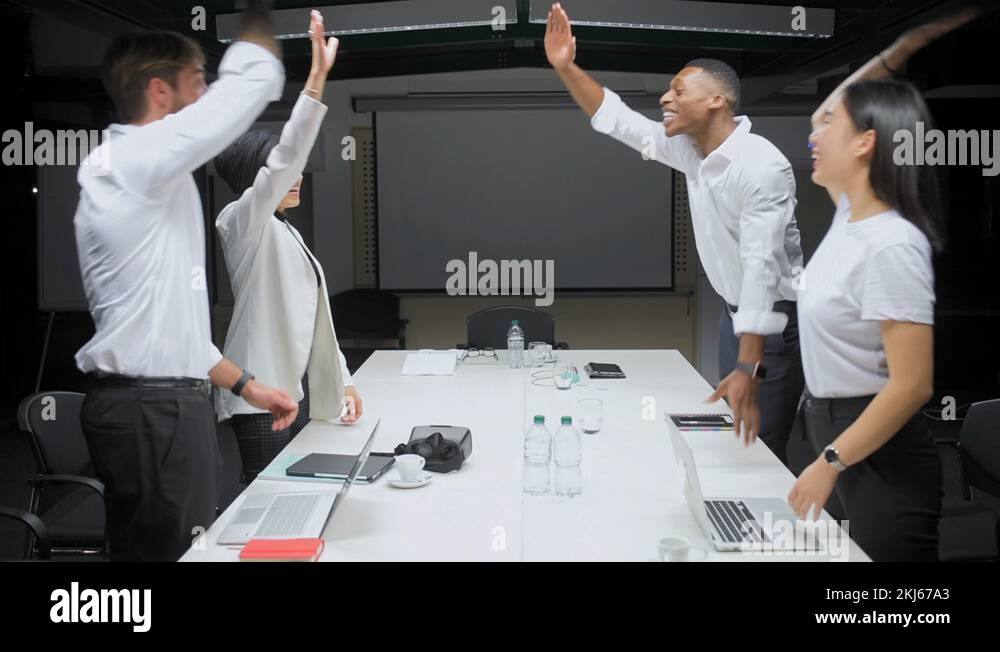 People clapping hands Stock Videos & Footage - HD and 4K Video Clips ...